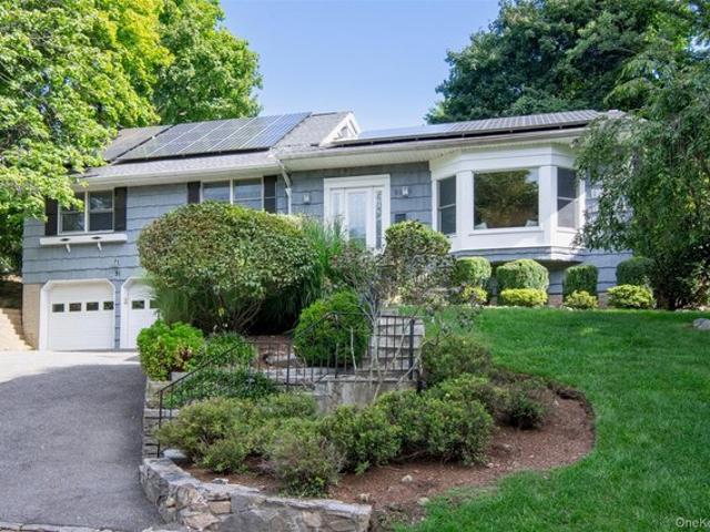 91 Sycamore Ln, Irvington, NY 10533