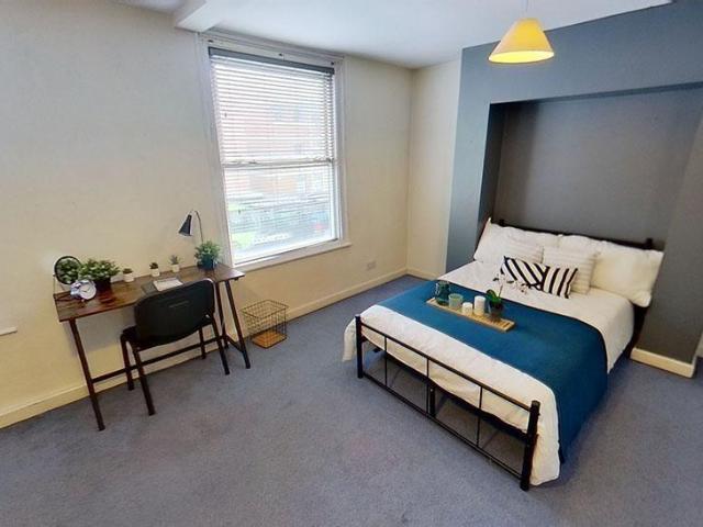 91a, Mansfield Road, Nottingham, NG1 3FN 4 bed maisonette to rent £2,392 pcm £552 pw