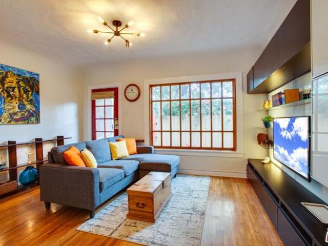 9204 National Blvd, Los Angeles, CA 90034