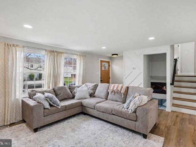 9205 Friar Road