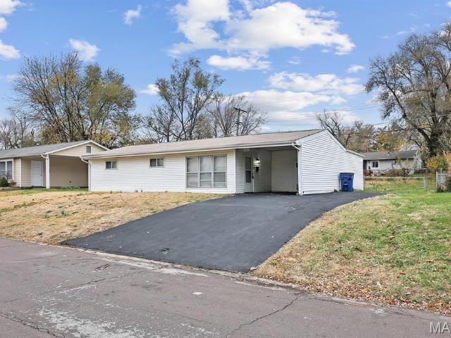 9205 Harold Dr, Woodson Terrace, MO 63134 | MLS #26023 | Compass