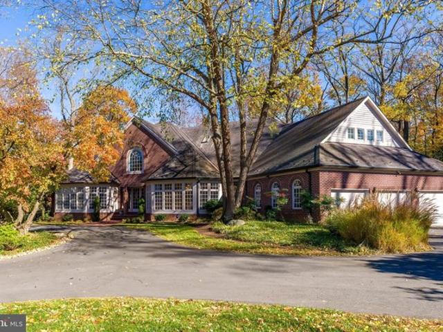 9205 Redwood Ave, Bethesda, MD 20817