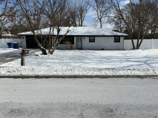 9205 S 84th Ct, Hickory Hills, IL 60457