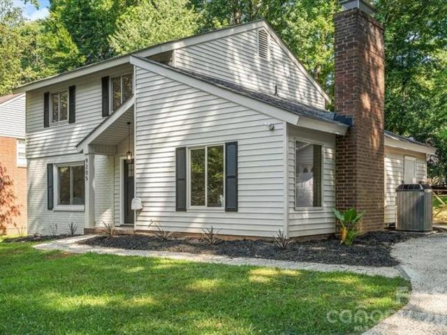 9205 Tree Haven Dr, Charlotte, NC 28270