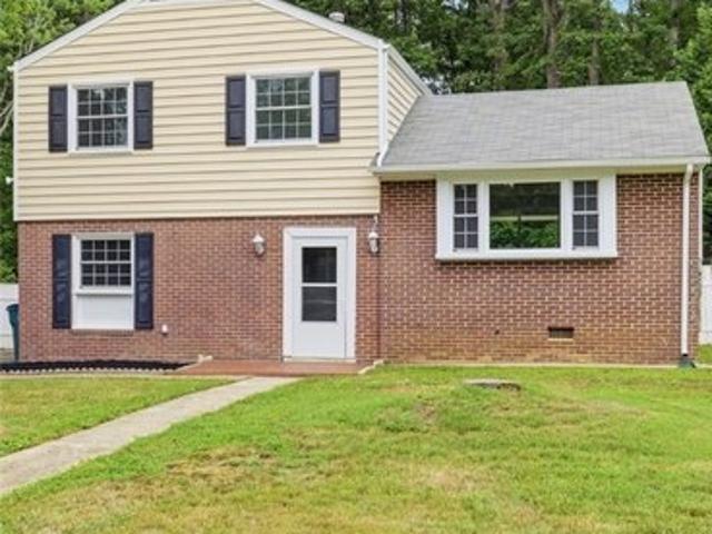 9206 Minna Dr, Henrico, VA 23229
