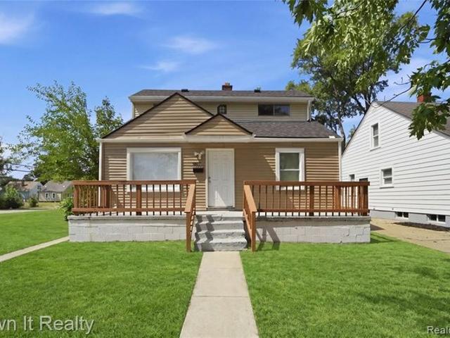 9207 Stout St, Detroit, MI 48228