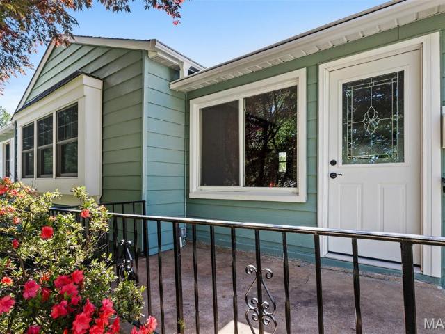 9208 Hallock Dr, St. Louis, MO 63123 | MLS #25077 | Compass