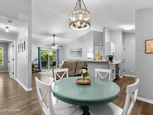 9208 Hawthorne Pointe Dr 203