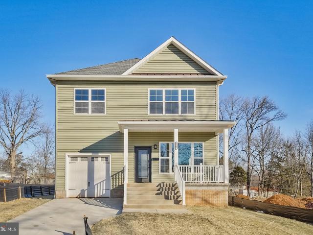 9208 4th St, Lanham, MD 20706 | MLS #MDPG2192 | Compass