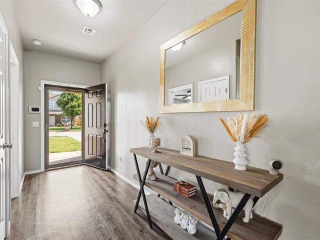 9209 NW 71st Street