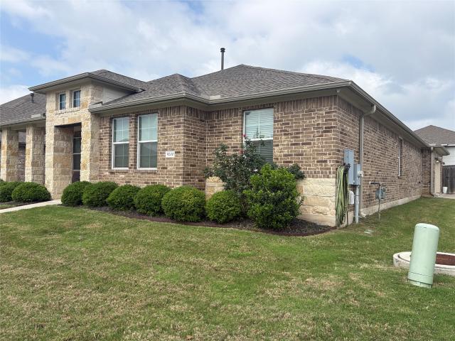 9200 Margaret Jewel Ln, Austin, TX 78748 | MLS #9302 | Compass