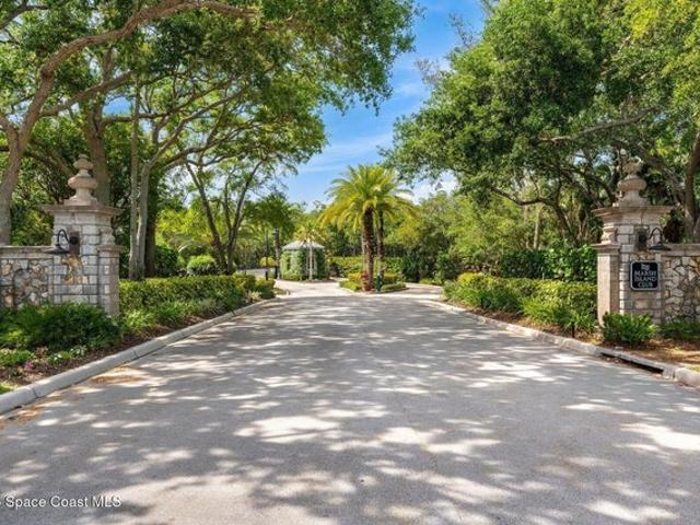 9200 E Marsh Island Dr, Vero Beach, FL 32963
