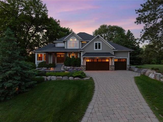 9200 Hearthstead Ln, Eden Prairie, MN 55347