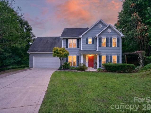 9200 Highrock Dr, Waxhaw, NC 28173