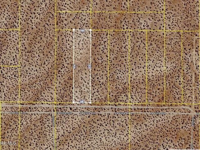 9200 LA Vista Ave, California City, CA 93505