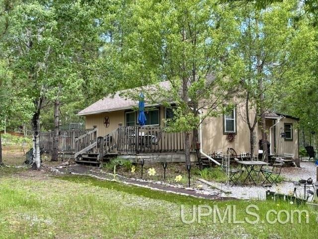 9200 Lost Lake Rd, Wetmore, MI 49895