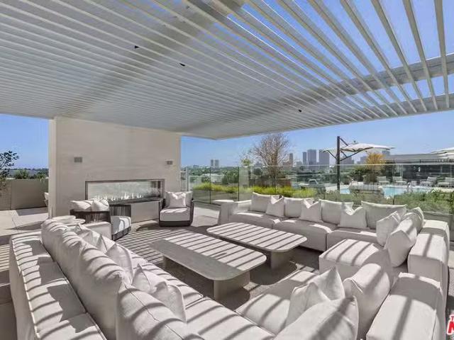 9200 Wilshire Blvd #306W, Beverly Hills, CA 90212 MLS 24 377.