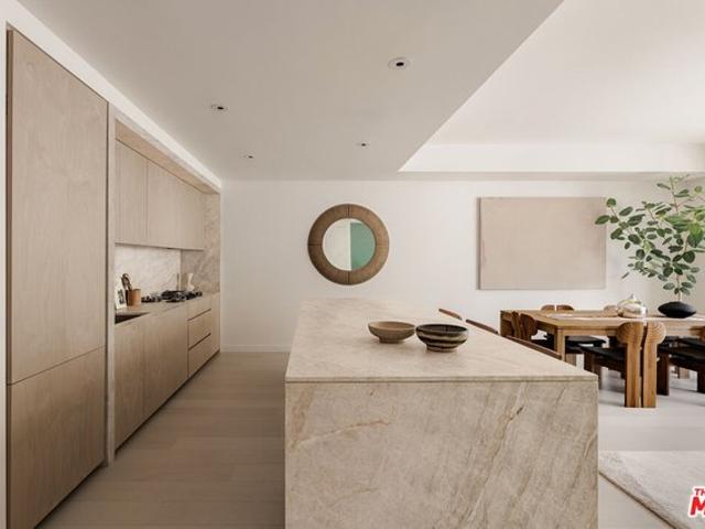 9200 Wilshire Blvd Unit 504E, Beverly Hills, CA 90212