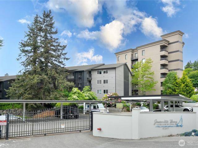 9201 NE Juanita Dr, Unit 205, Kirkland, WA 98034 | MLS #2466 | Compass