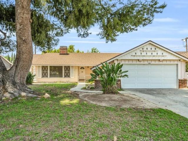 9201 Collett Ave, North Hills, CA 91343