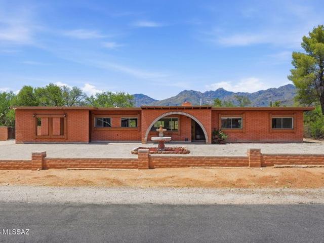 9201 E Shonto Ln, Tucson, AZ 85749