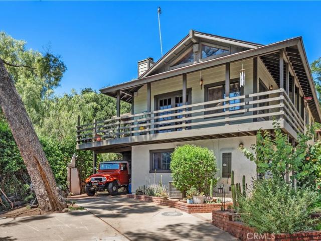9201 Grundy Ln, Chatsworth, CA 91311 | MLS #SR26026 | Compass