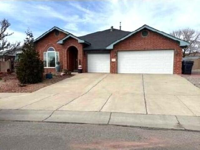 9201 Jill Patricia St NW, Albuquerque, NM 87114