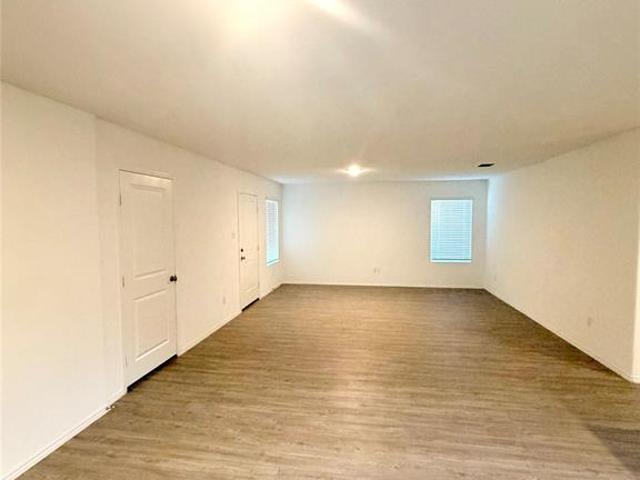 9201 Red Fox Trail