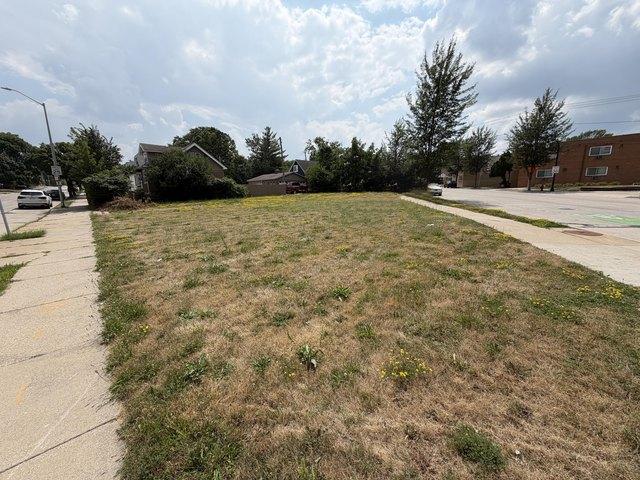 9201 W National Ave, West Allis, WI 53227