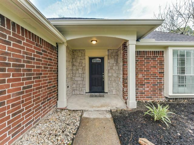 9202 Bayou Bluff Dr, Spring, TX 77379 | MLS #96422 | Compass