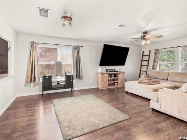 9202 Chinon