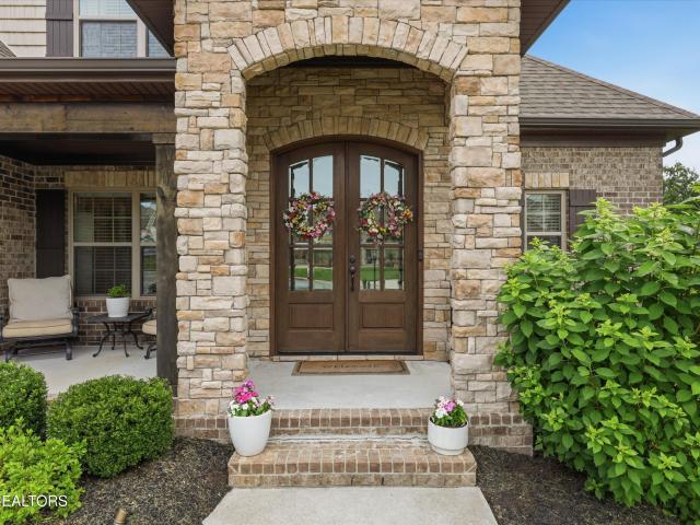 9202 Iris Garden Lane
