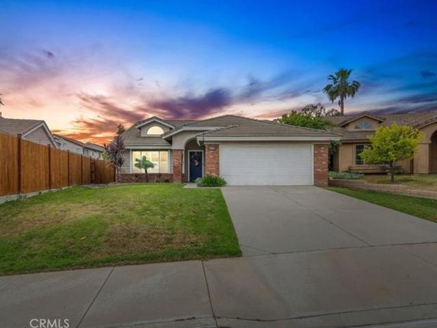 9203 Desert Acacia Ln, Corona, CA 92883
