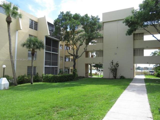 920 199 NE #116, Miami, FL 33179
