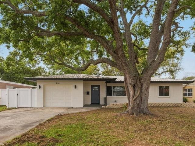 920 43rd Ave NE, Saint Petersburg, FL 33703