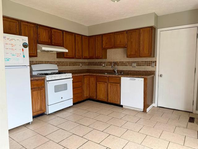 920 & 924 Merrill Court