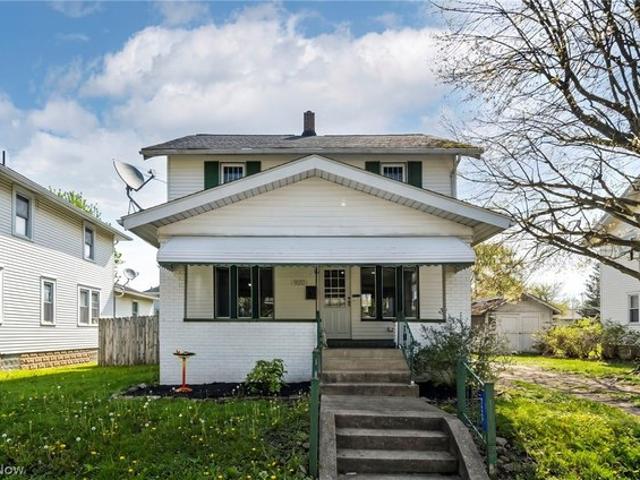 920 9th St NE, Massillon, OH 44646