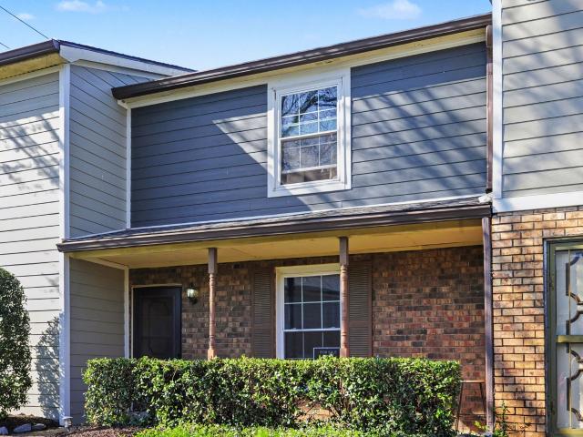 920 Coarsey Dr