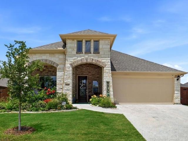 920 Cedar River Dr, Godley, TX 76044