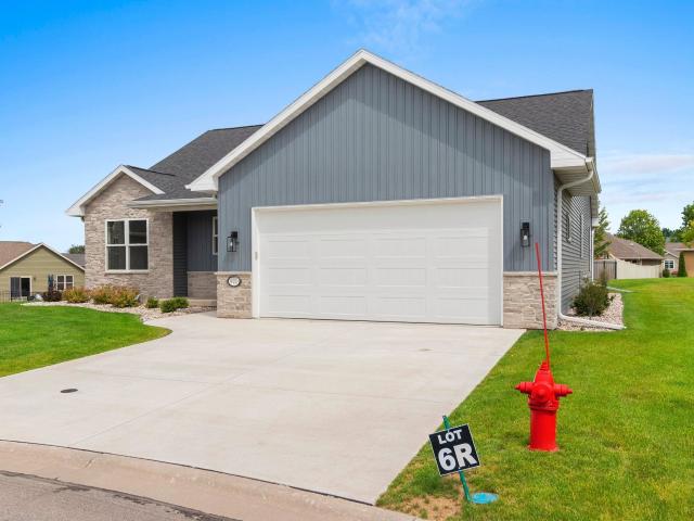 920 clover court
