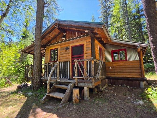 920 and 928 Bailey Dr, Columbia Falls, MT 59912