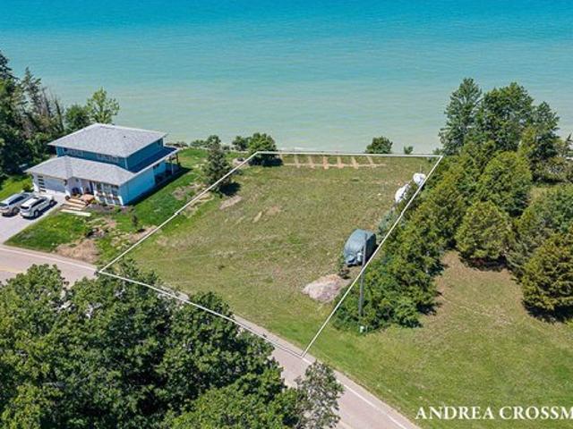 920 Adams Rd, South Haven, MI 49090