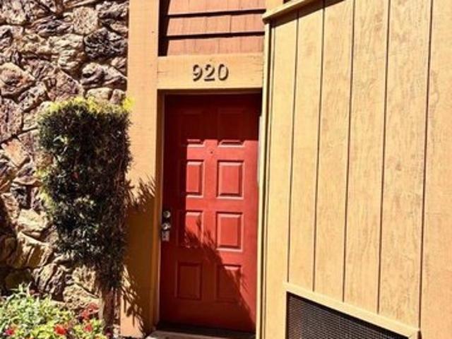 920 Apricot Ave, Campbell, CA 95008