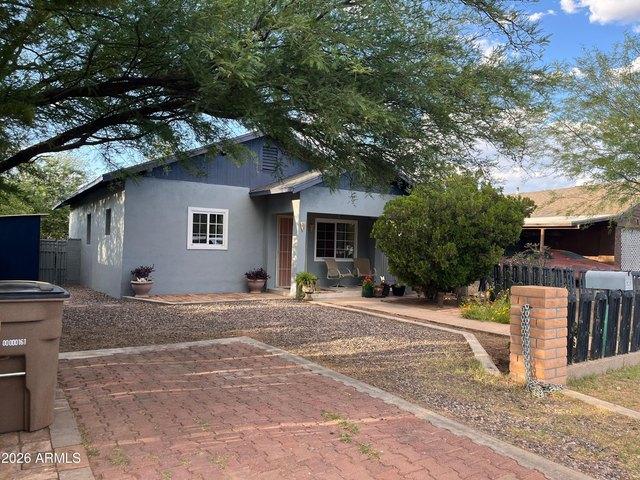 920 E 19th St, Douglas, AZ 85607