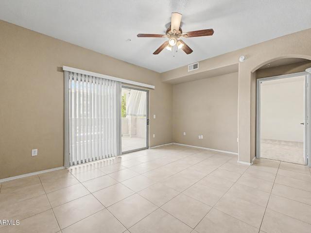 920 e devonshire avenue # 2024