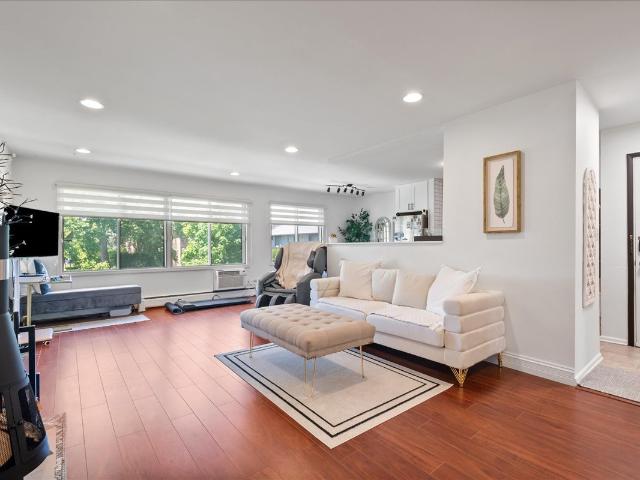 920 E Old Willow Road # 202