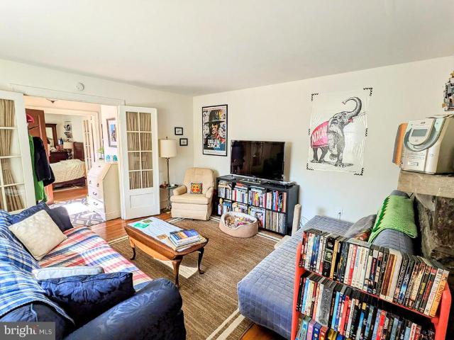 920 E Railroad Avenue # A