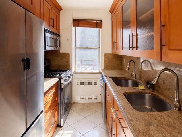 920 East 17th Street, Brooklyn, NY