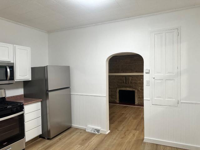 920 Fulton St 2 Bedroom Apartment for Rent at 920 Fulton St, Elkhart, IN 46514 Bower