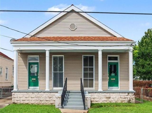 920 Lafayette St, Gretna, LA 70053